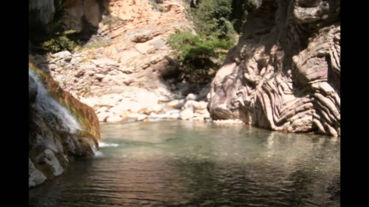 ΕΚΔΡΟΜΗ ΣΤΟ ΠΑΝΤΑ ΒΡΕΧΕΙ - YouTube