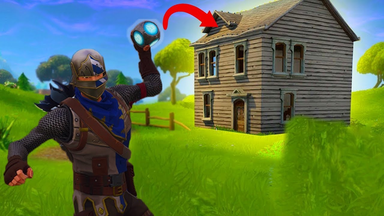 WHAT HAPPENS WHEN YOU THROW A PORT-A-FORT INDOORS? (Fortnite: Battle ...