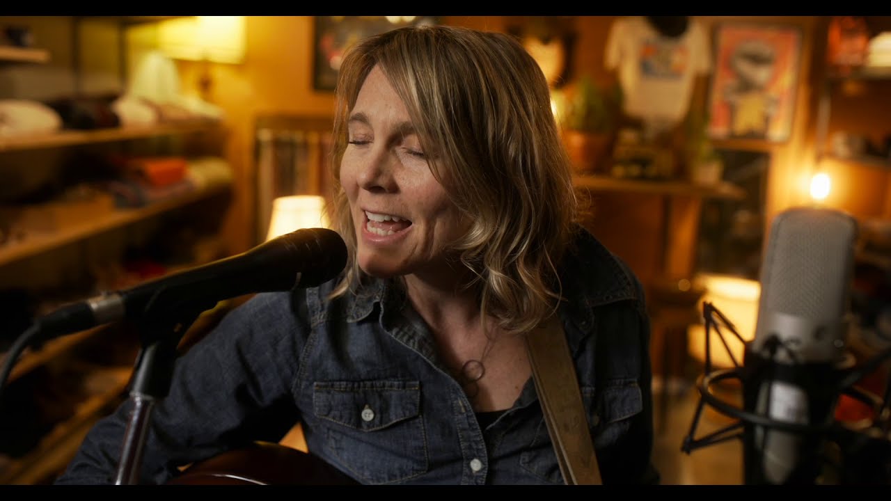 Inga Swearingen - Here is What - Live at A Satellite of Love - YouTube