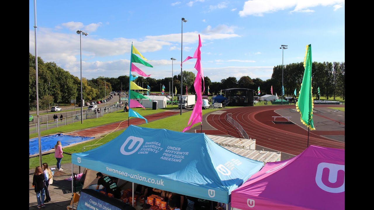 Come to Freshers Fayre with me! - YouTube