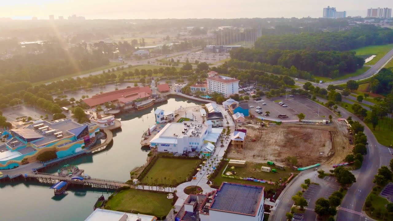 Popstroke Minigolf ⛳️ Construction | Broadway at the Beach | Myrtle ...