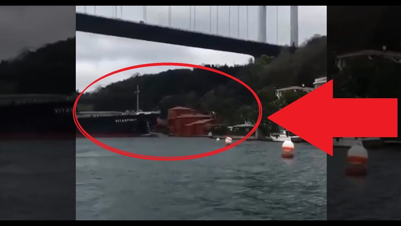 Cargo Ship Hits Mansion House & Destroys In Istanbul Bosphorus Turkey ...