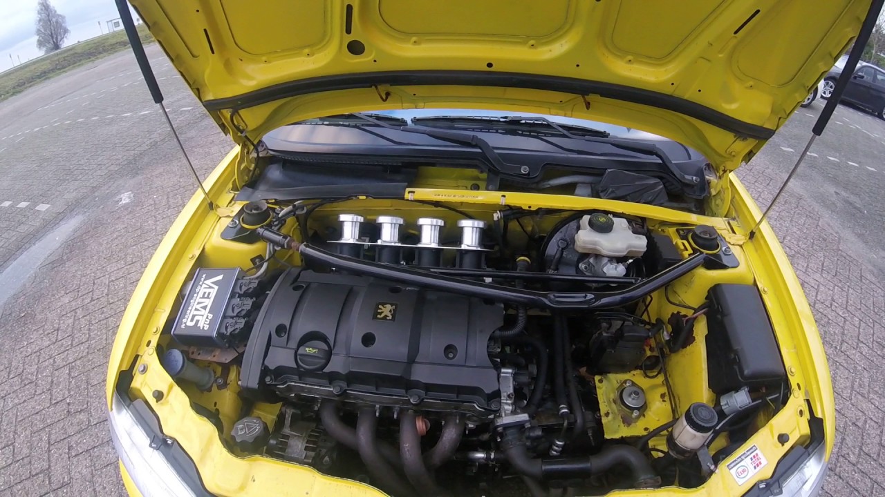 Peugeot 106 1.6-16v GTi ITB'd engine sound. - YouTube
