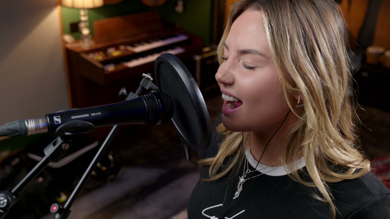 Original Song: Grace McGuigan - For Two (Live) - Powered by MIPRO - YouTube