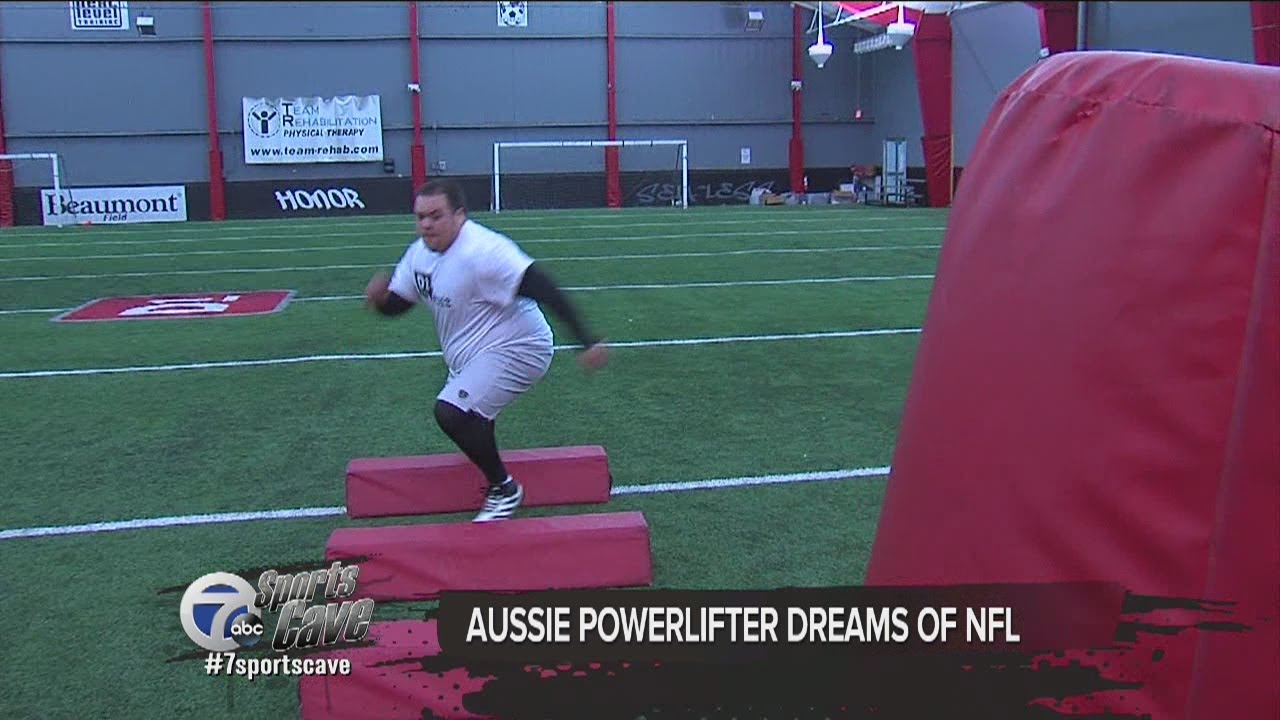 Aussie powerlifter has dreams of NFL - YouTube