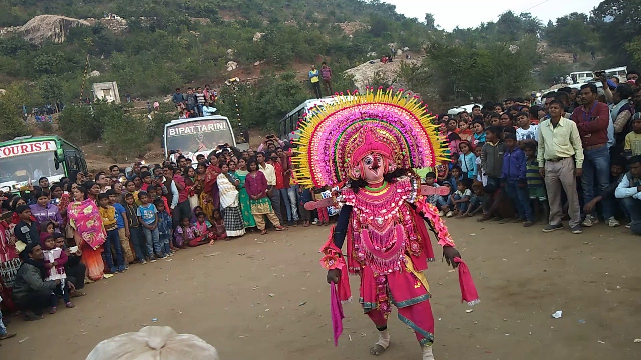 purulia chhau dance - YouTube