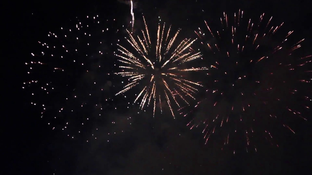 2017 Emerald Downs Fireworks Display - YouTube