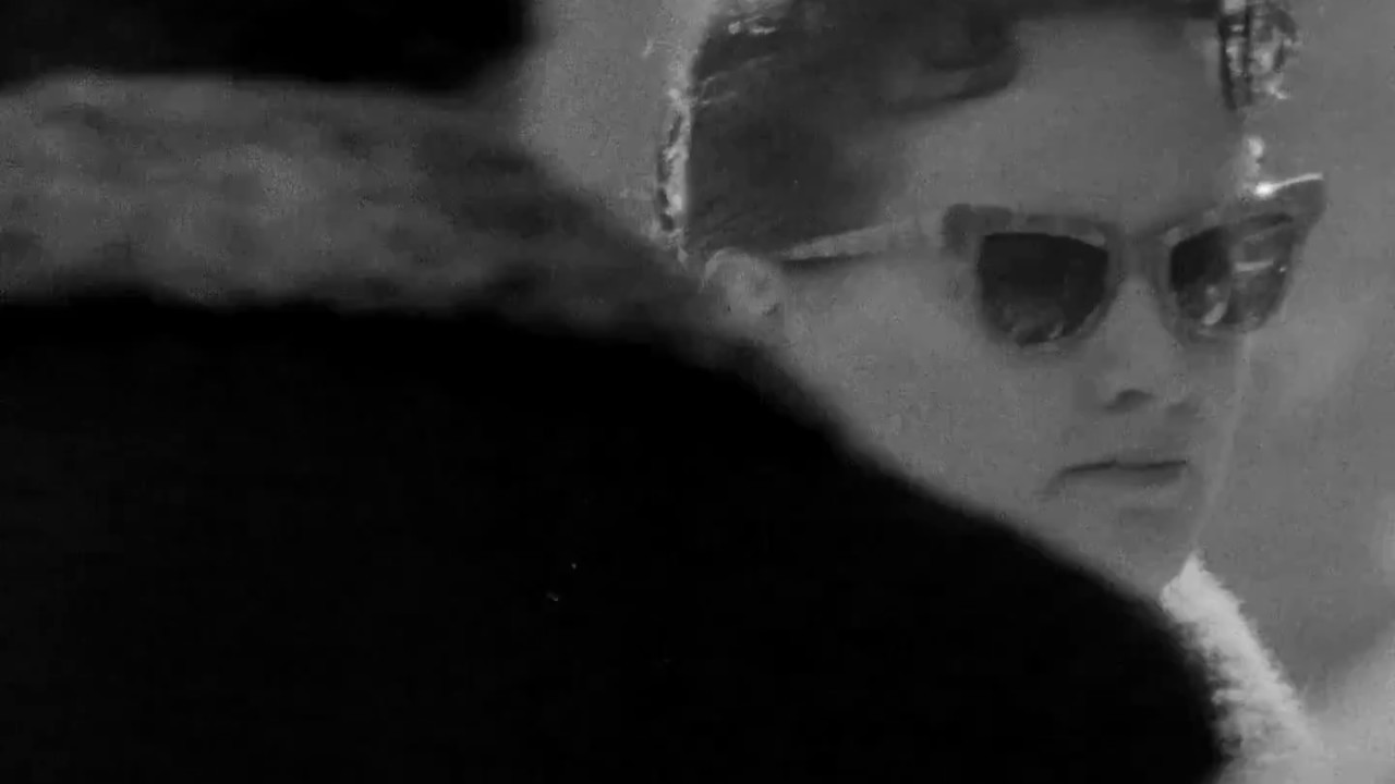 THE DAYS BEFORE CHRISTMAS - Terence Macartney-Filgate, Stanley Jackson ...