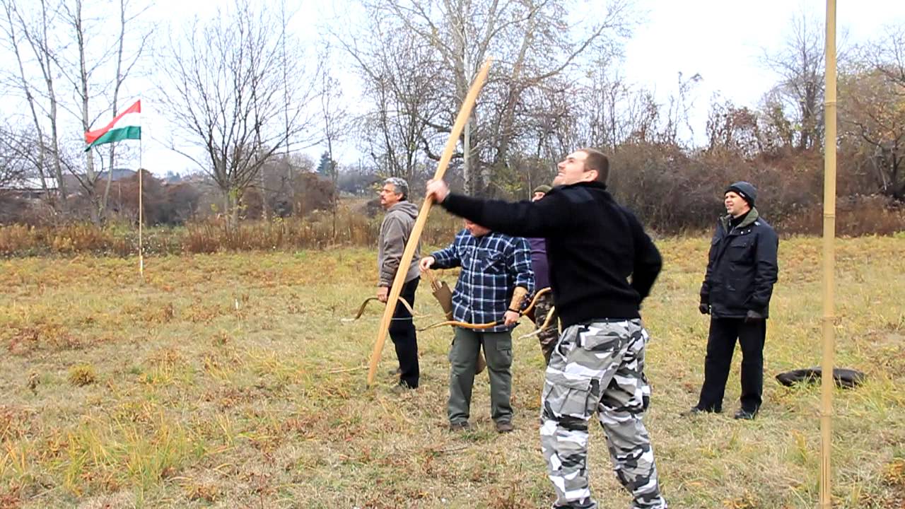 shoot with 150 pounds warbow - YouTube