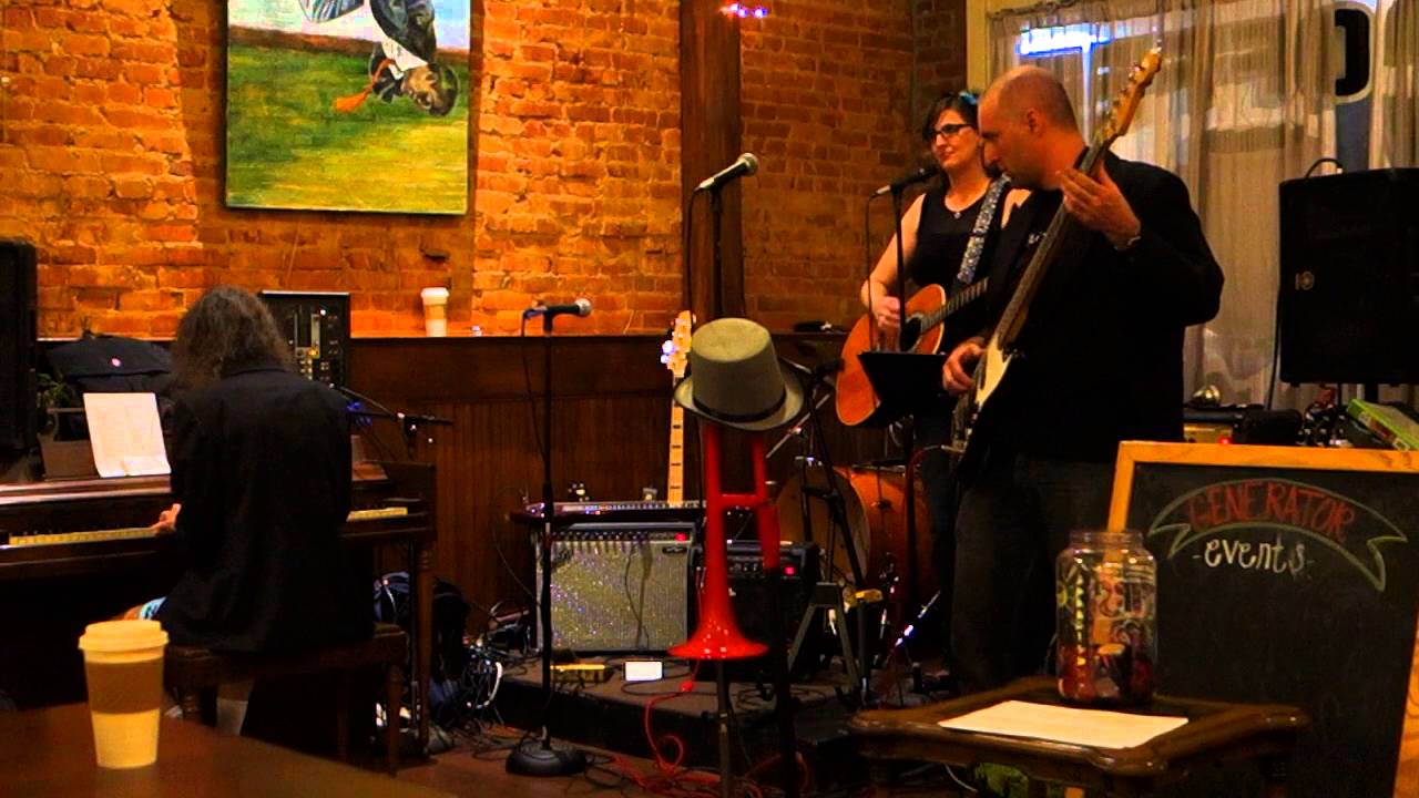 Sideshow Symphony "Drifting" 2016-01-30 - YouTube