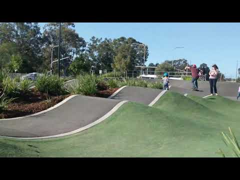 Pumping it at Bracken Ridge Pump Track - YouTube