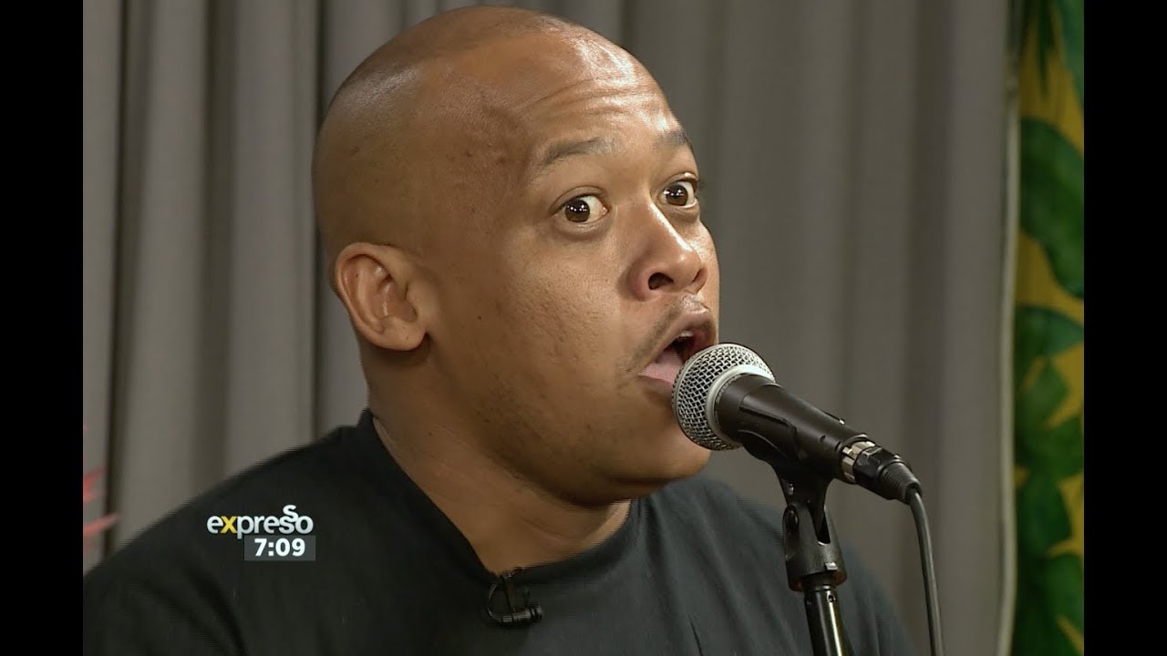 Early B Ft. Jack Parow Performs “Potte” (Pots) - YouTube