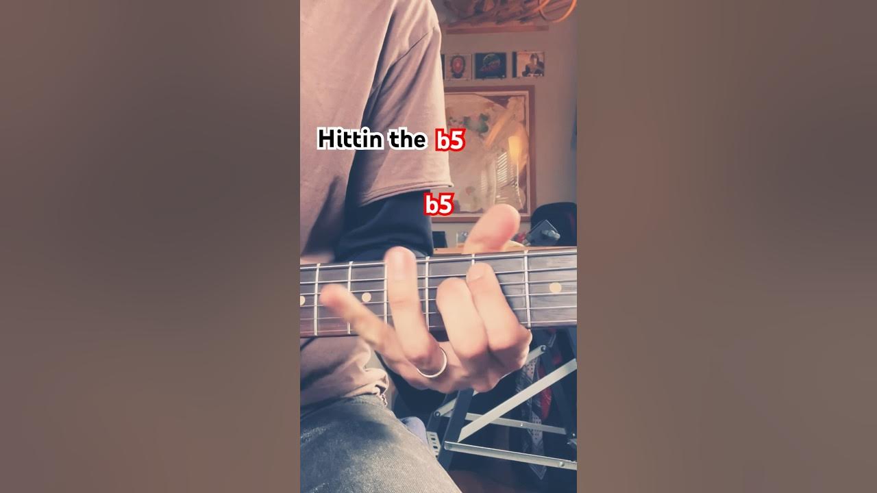 Hittin The b5 #blues #bluesguitar #stratocaster #fender #fenderstrat #bluessolo #kingtone - YouTube