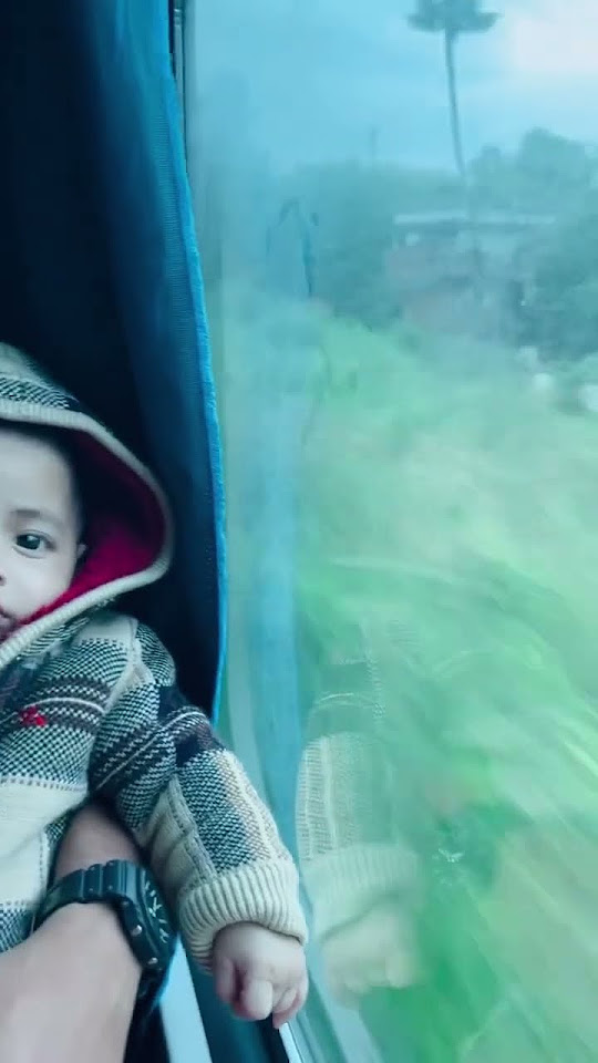 My first train journey 🥰🚈 - YouTube