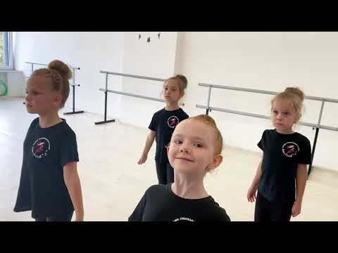 Группа второй год обучения 6-7 лет студии танца Ethno Ballet \