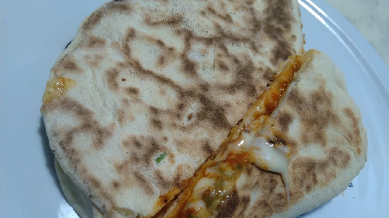 Pizza couvert في المقلاة - YouTube