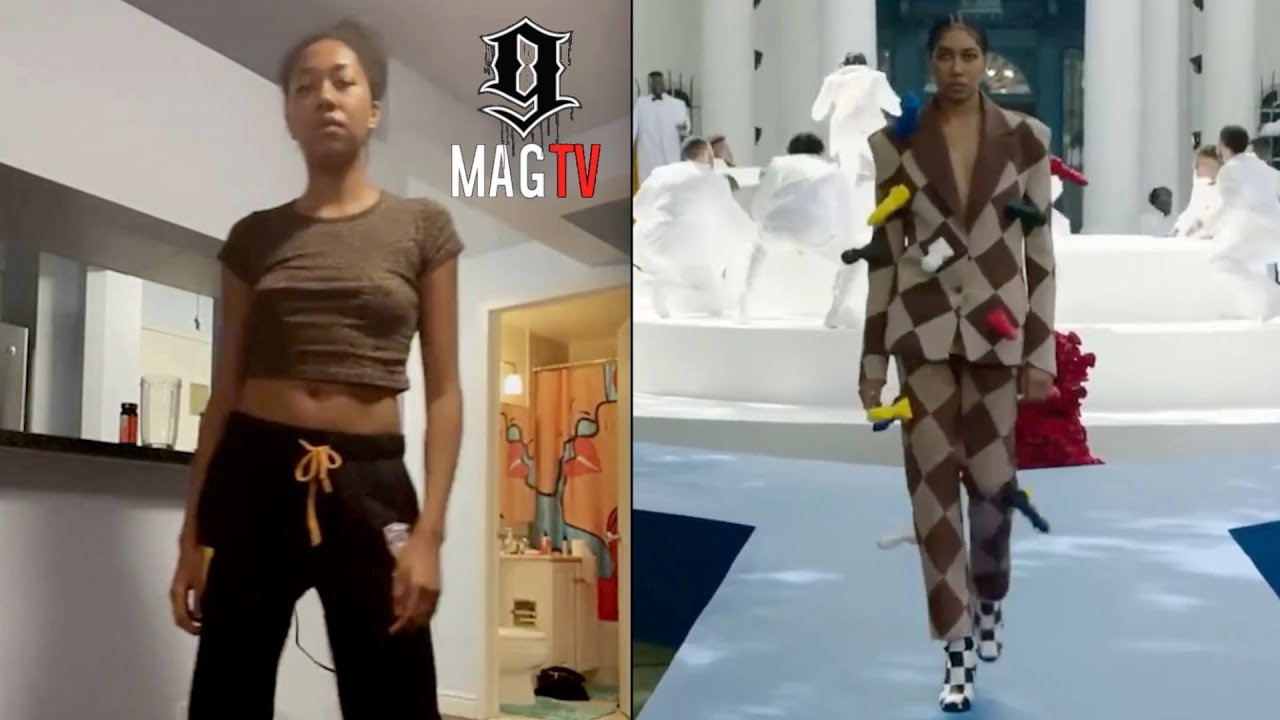 Aoki Lee Simmons Practices Back Step Before Her Runway Debut 馃拑馃従 Youtube