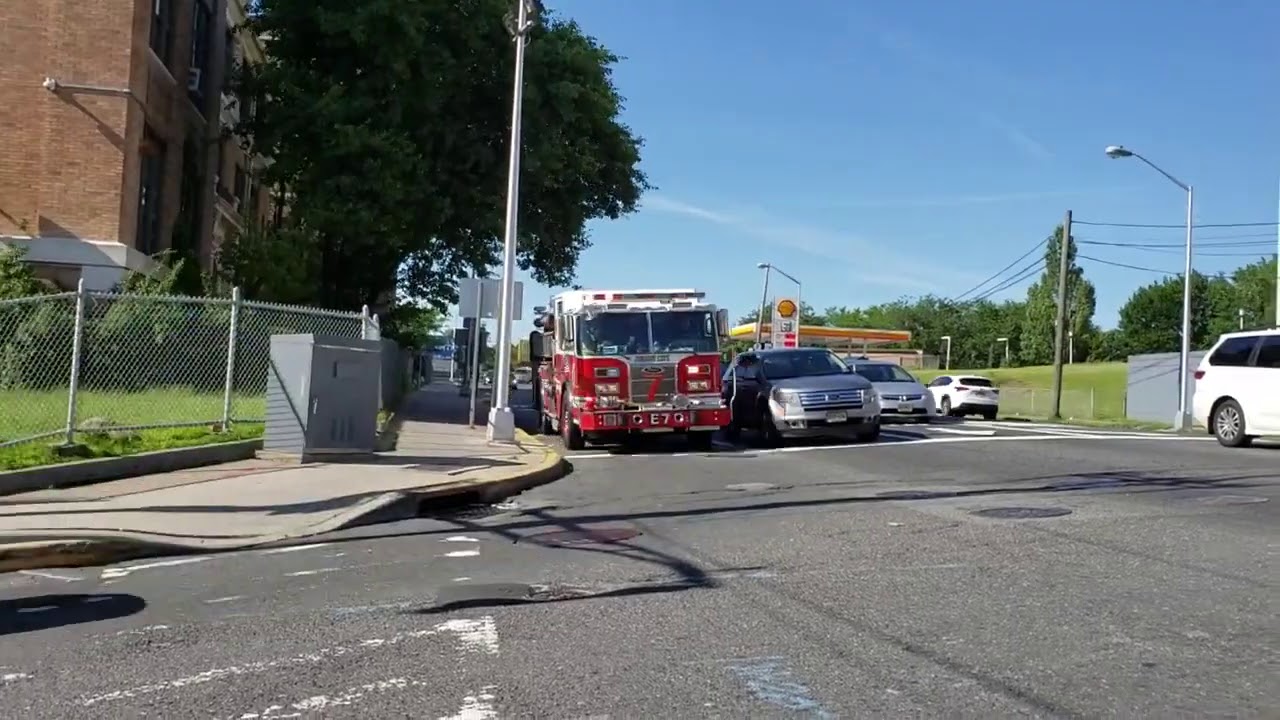 JCFD ENGINE 7 RESPONDING 9-12-20 - YouTube