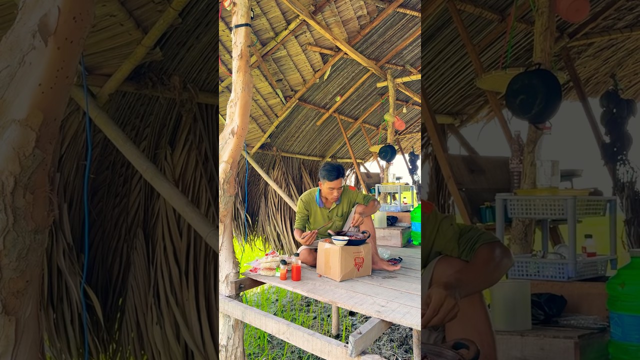 Mời mọi người ăn mì #mientay - YouTube