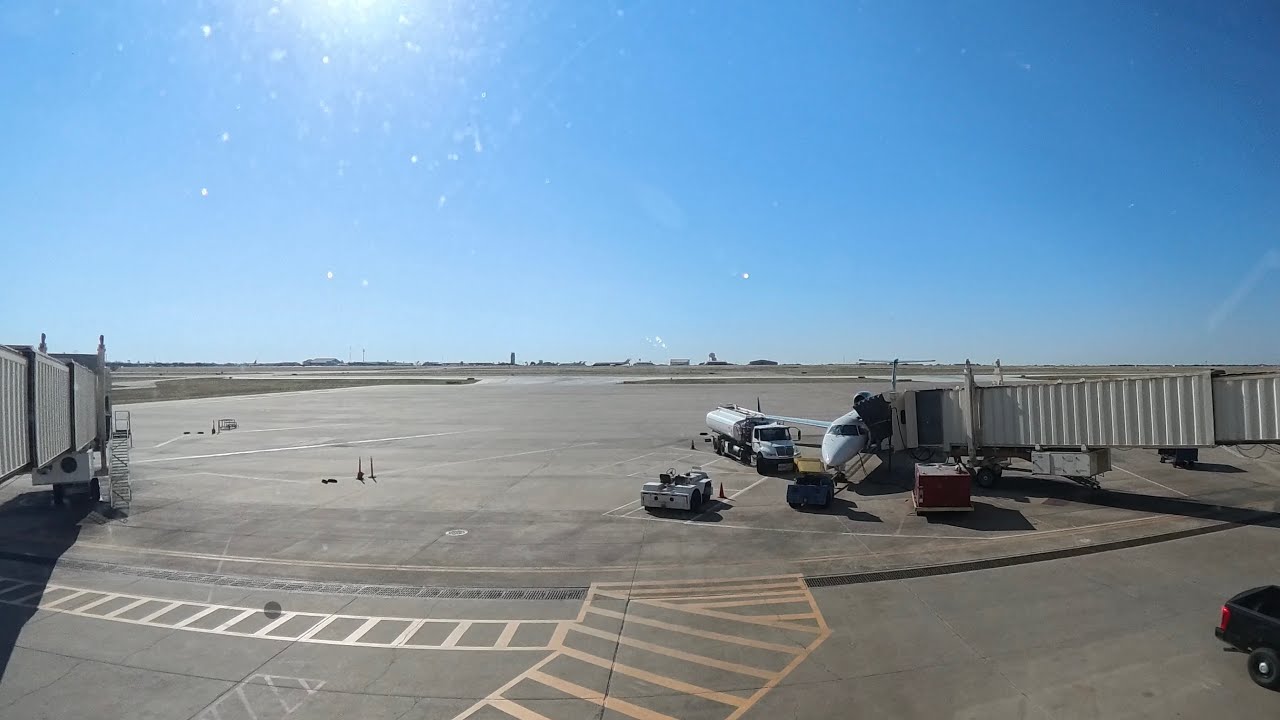 Laredo International Airport (LRD) Terminal View 🇺🇸 - YouTube