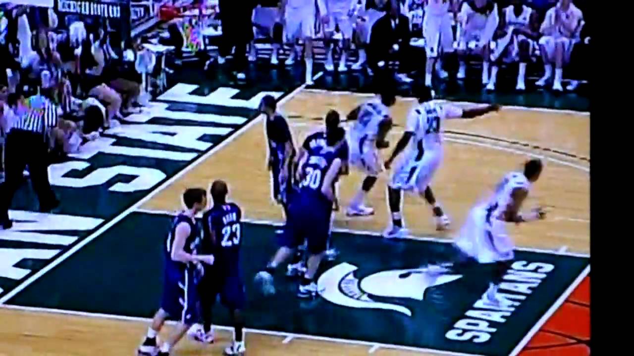 Durrell Summers Dunk - YouTube