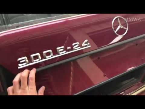 I installed the red w124's rear windscreen at home - YouTube