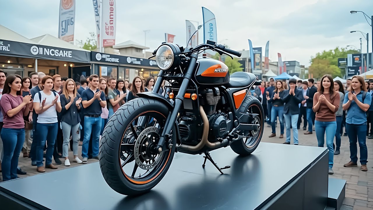 🔥 2025 Royal Enfield Bullet 650 Twin Review: Finally Launched! - YouTube