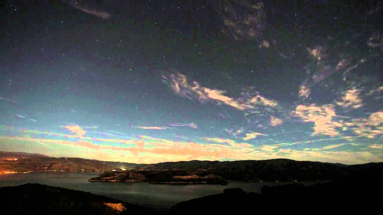 Beautiful Castaic Lake starspin+cirrus timelapse (dark) V09896a - YouTube