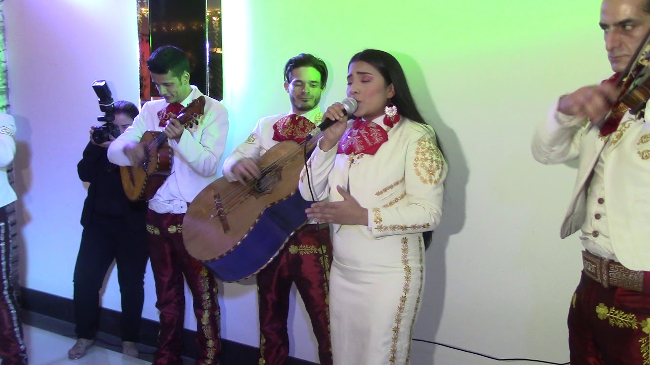 Regalo de un hijo de Yolanda del RÍo - YouTube