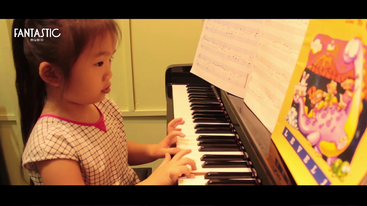 《RED RIVER VALLEY》Tan Qing Xi - Fantastic Music - YouTube