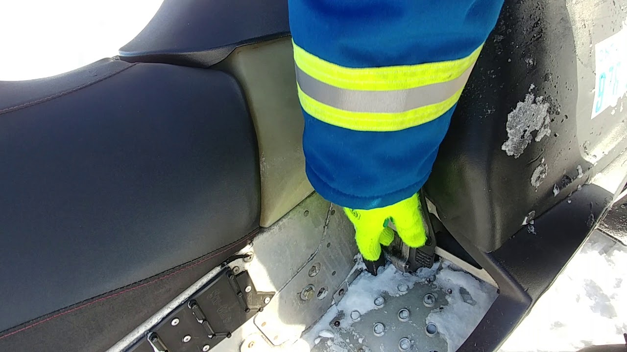 Polaris iqr 600 walk around and start up - YouTube