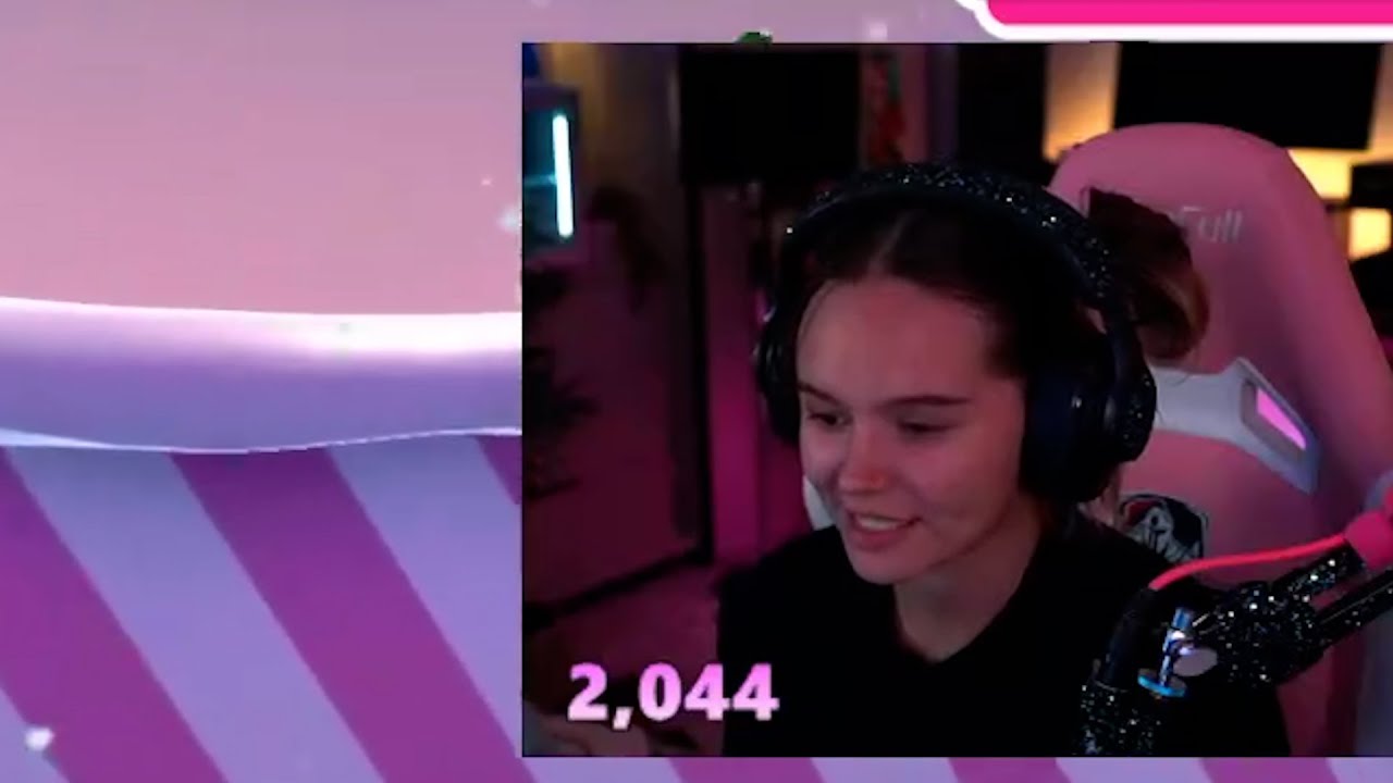 "Simon Is A Nerd" - YouTube