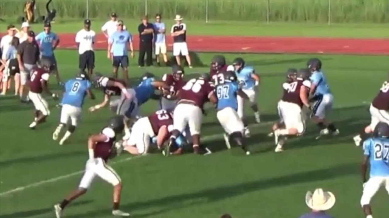 Darrius Z Wallace #27 against Jennings - YouTube