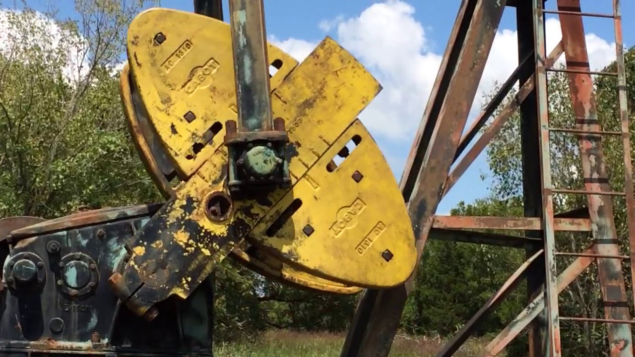 Cabot pump jack. - YouTube