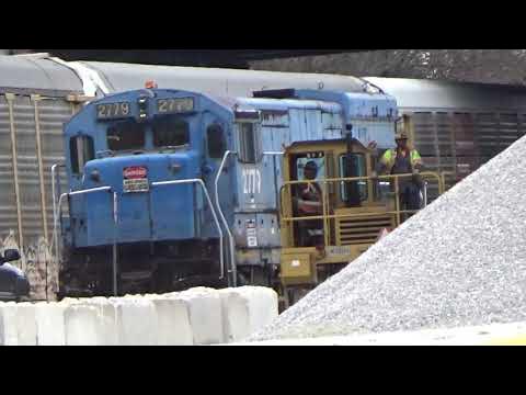 #14827 #2779 a U23B Ex LV Ex Conrail - YouTube