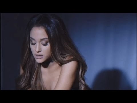Ari sexy moments - YouTube