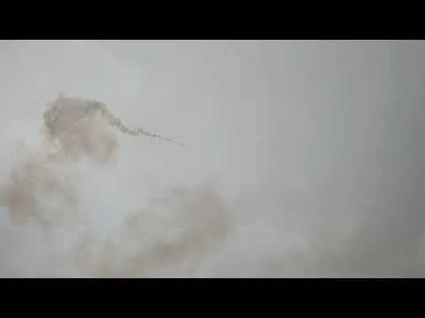 3 lb (G80) rocket motor - YouTube