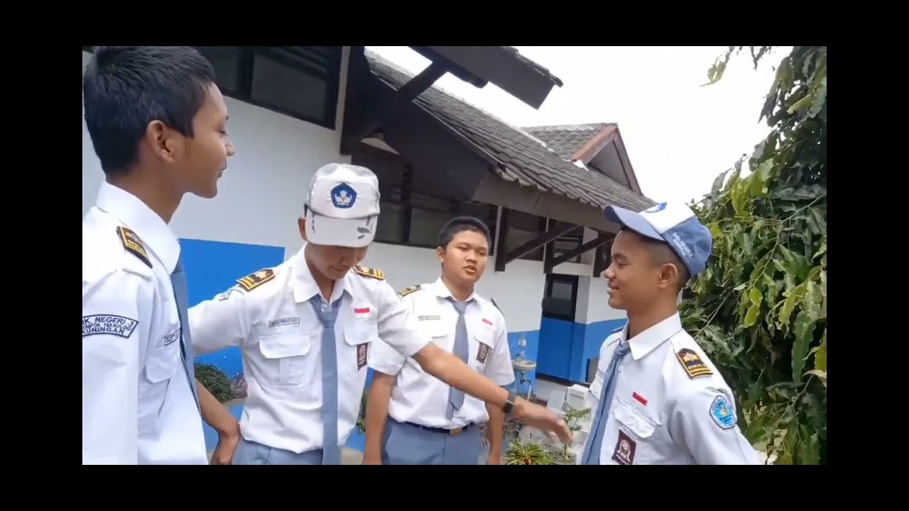 dialog bahasa inggris, SMK Negeri 3 KUNINGAN - YouTube