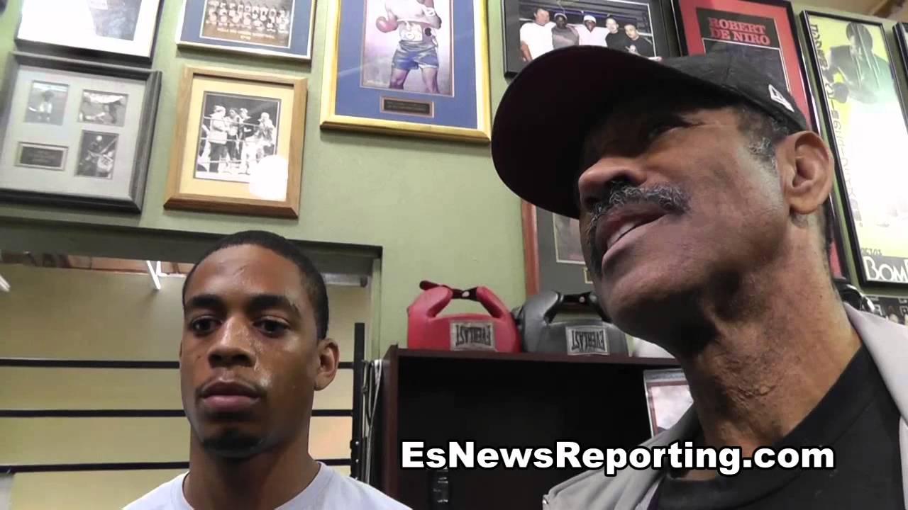 Jack Mosley and the mosley boxing team - EsNews Boxing - YouTube