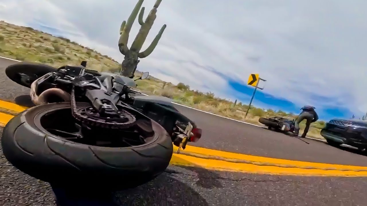 Intense Motorcycle Moments You Should See - YouTube