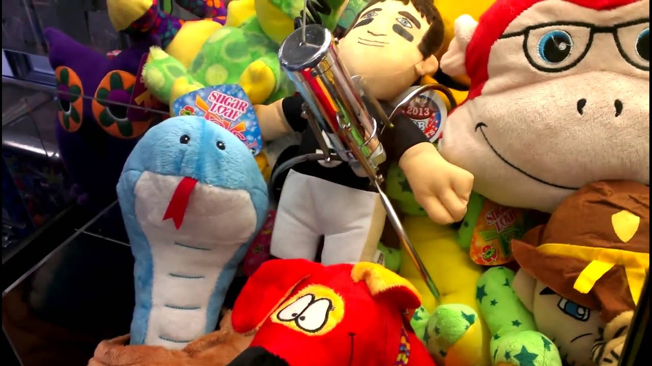 Claw Machine Crane Games #96 - An OPEN machine, a BROKEN machine, and 9 ...
