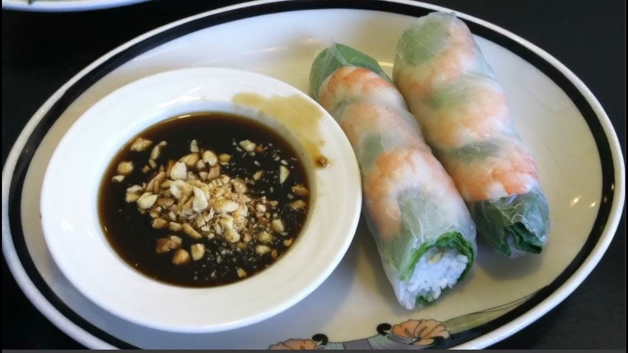 Pho Hiho Vietnamese Cuisine (Large Pho & Spring Rolls) Review - YouTube