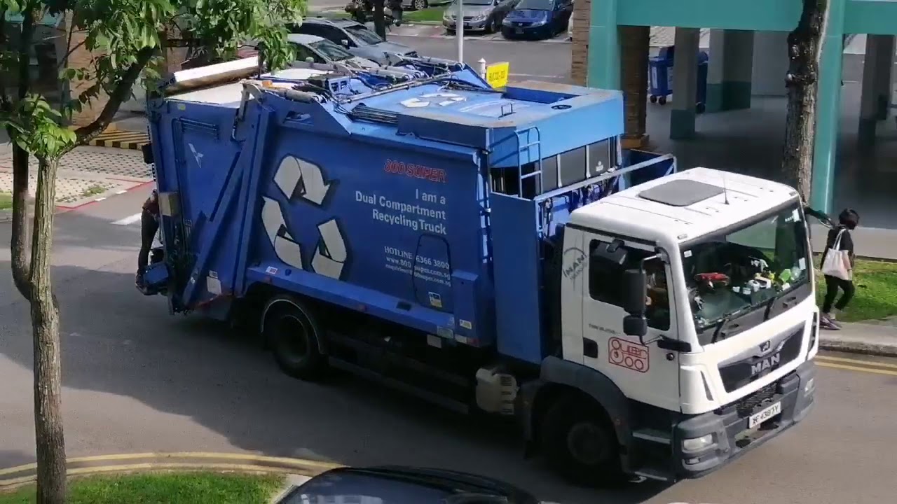 800 Super Dual Compartment Recycling truck in Singapore - YouTube