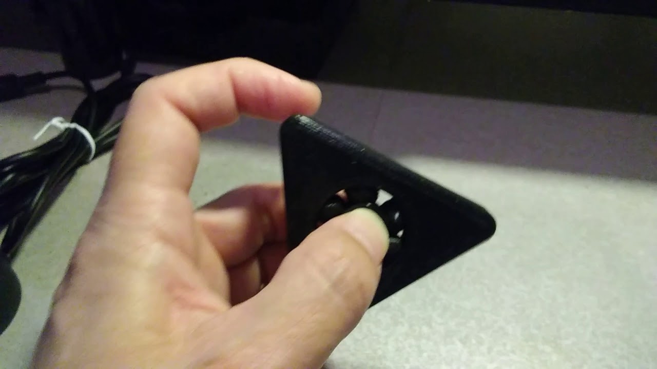 Triangle Fidget Spinner - YouTube