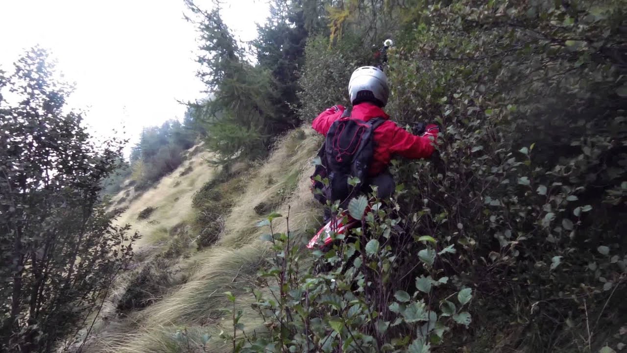 Sentiero impercorribile trail impassable - YouTube