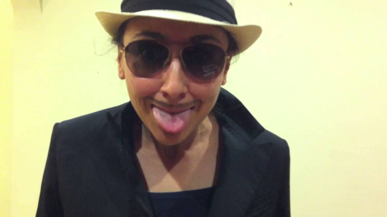 Hey, Look Over There! - YouTube