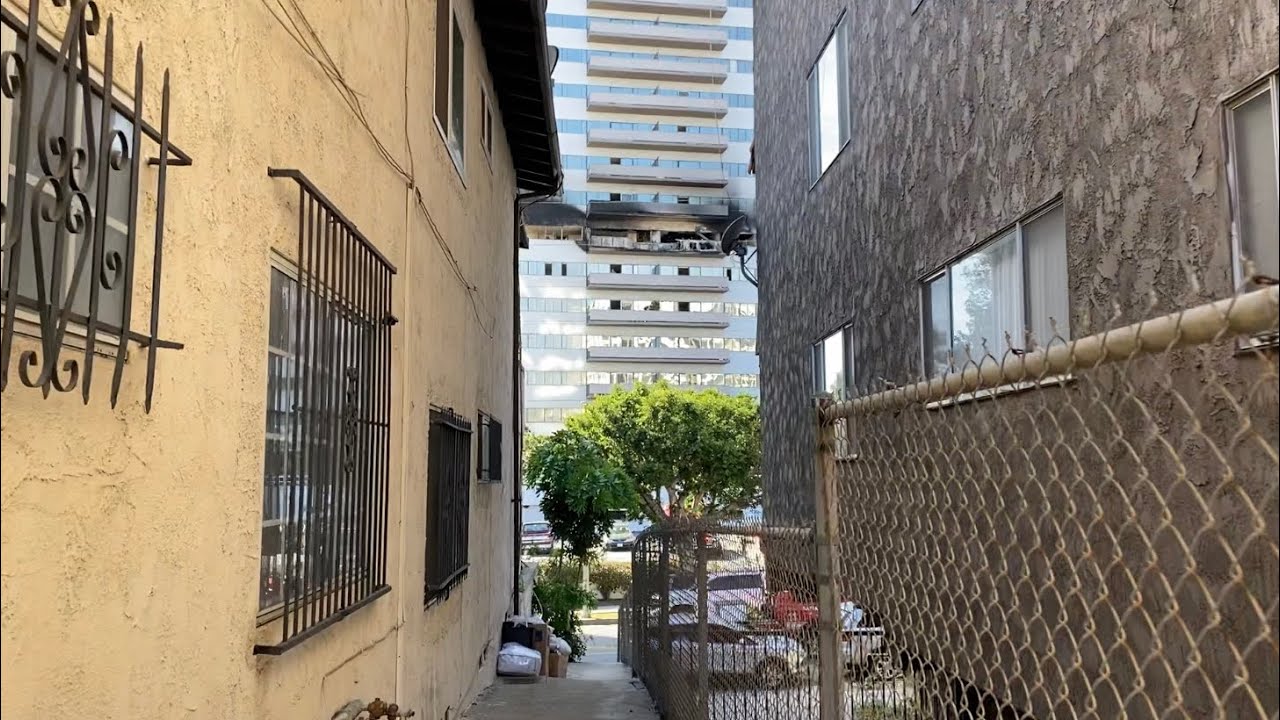 LAFD At High-Rise Skyscraper Fire in West Los Angeles - YouTube