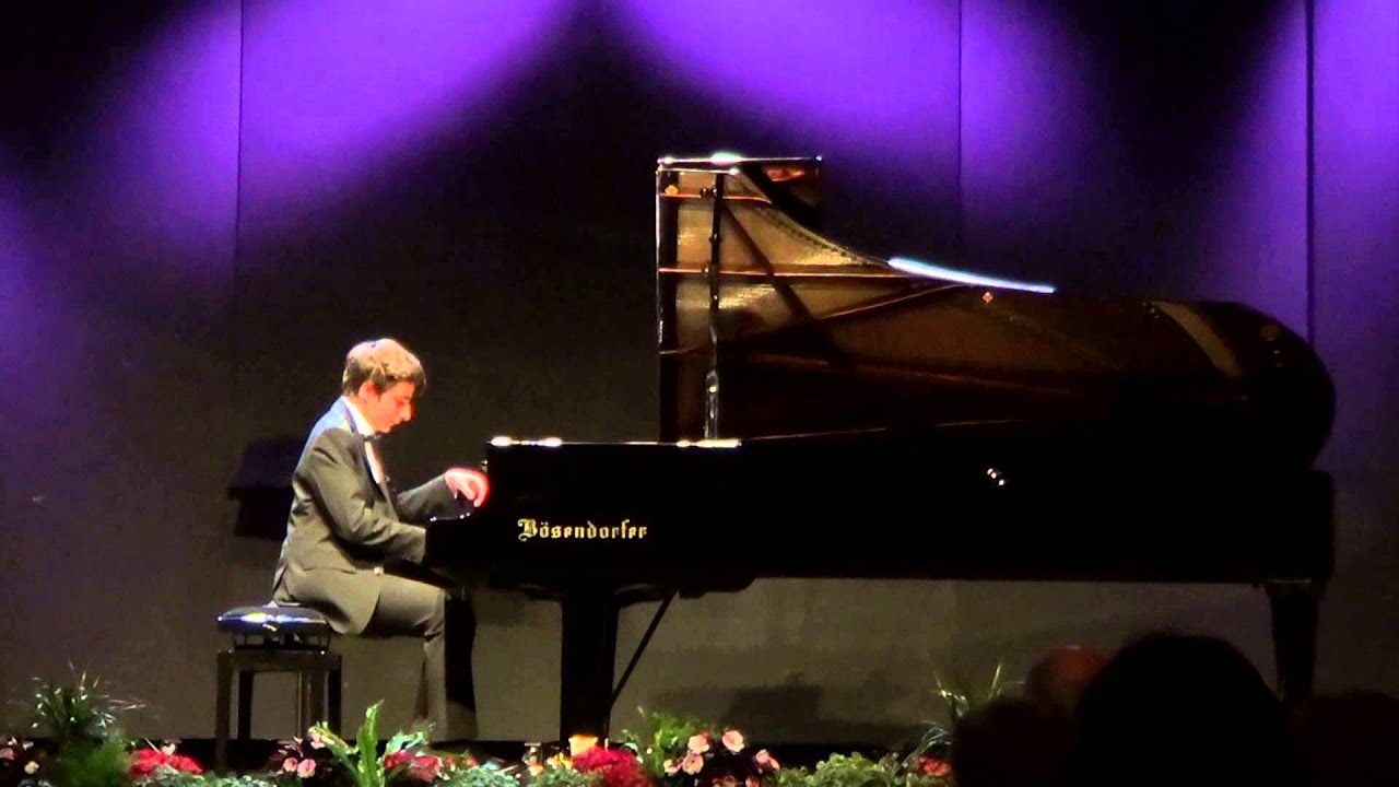 Gabriel Meloni(14)plays F.Chopin:Scherzo nr.1 - YouTube