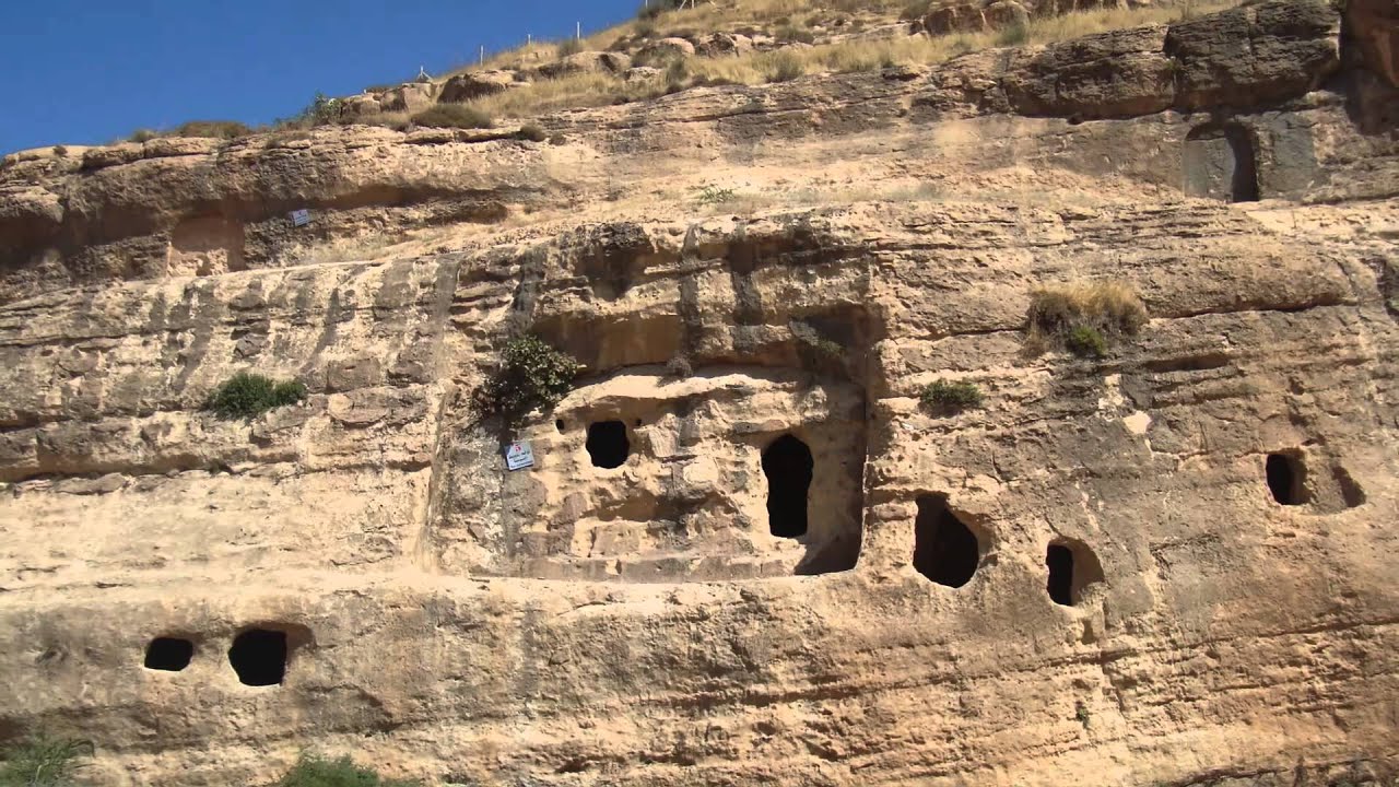 Khinis in Assyria - Evin Aghassi - Ateereh - YouTube
