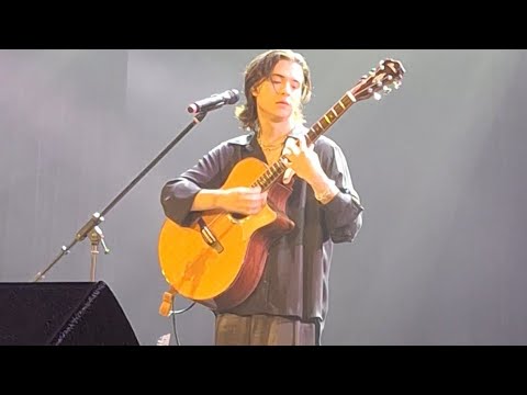 Marcin - How Music Works Live in Vietnam! 😱😍🤩🇻🇳 #marcin #guitar #live # ...